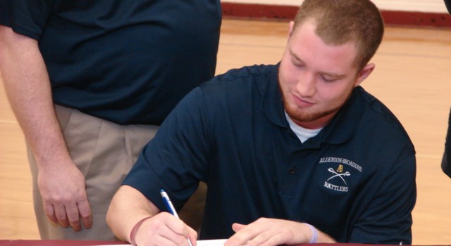 Five GW players sign to play college football - WV MetroNews