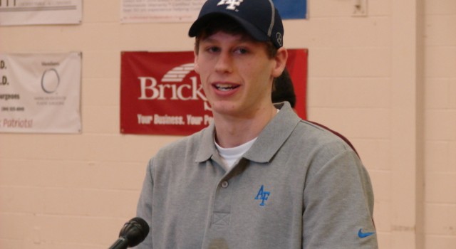 Five GW players sign to play college football - WV MetroNews