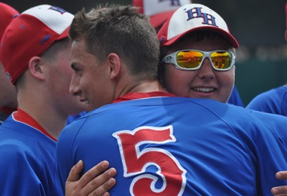 Hoover stuns Fairmont with 2-out flurry - WV MetroNews