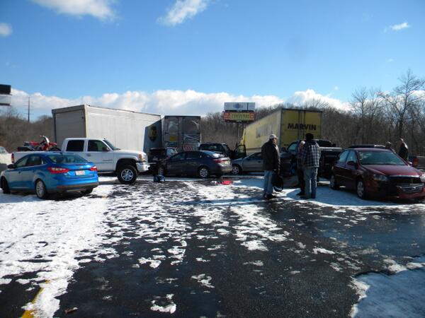 Interstate 81 reopens following "white out" wrecks - WV MetroNews