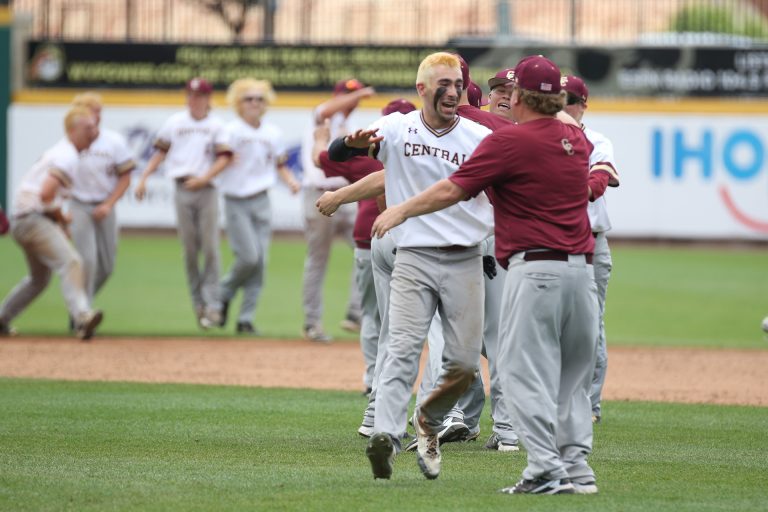 Class A comeback: Wheeling Central stuns Pendleton with 5-run 7th - WV ...