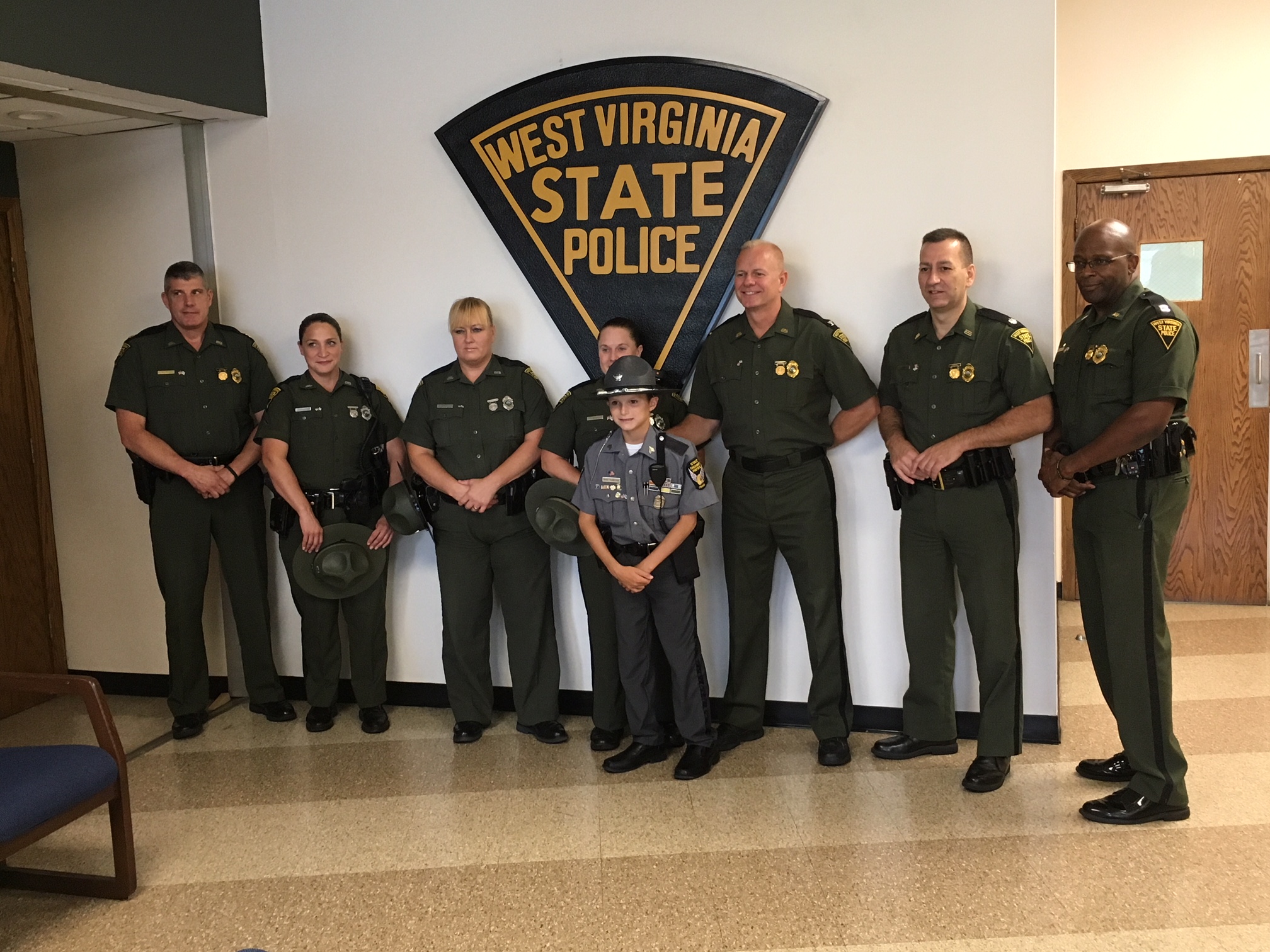 Aspiring state trooper visits State Police headquarters as part of ...