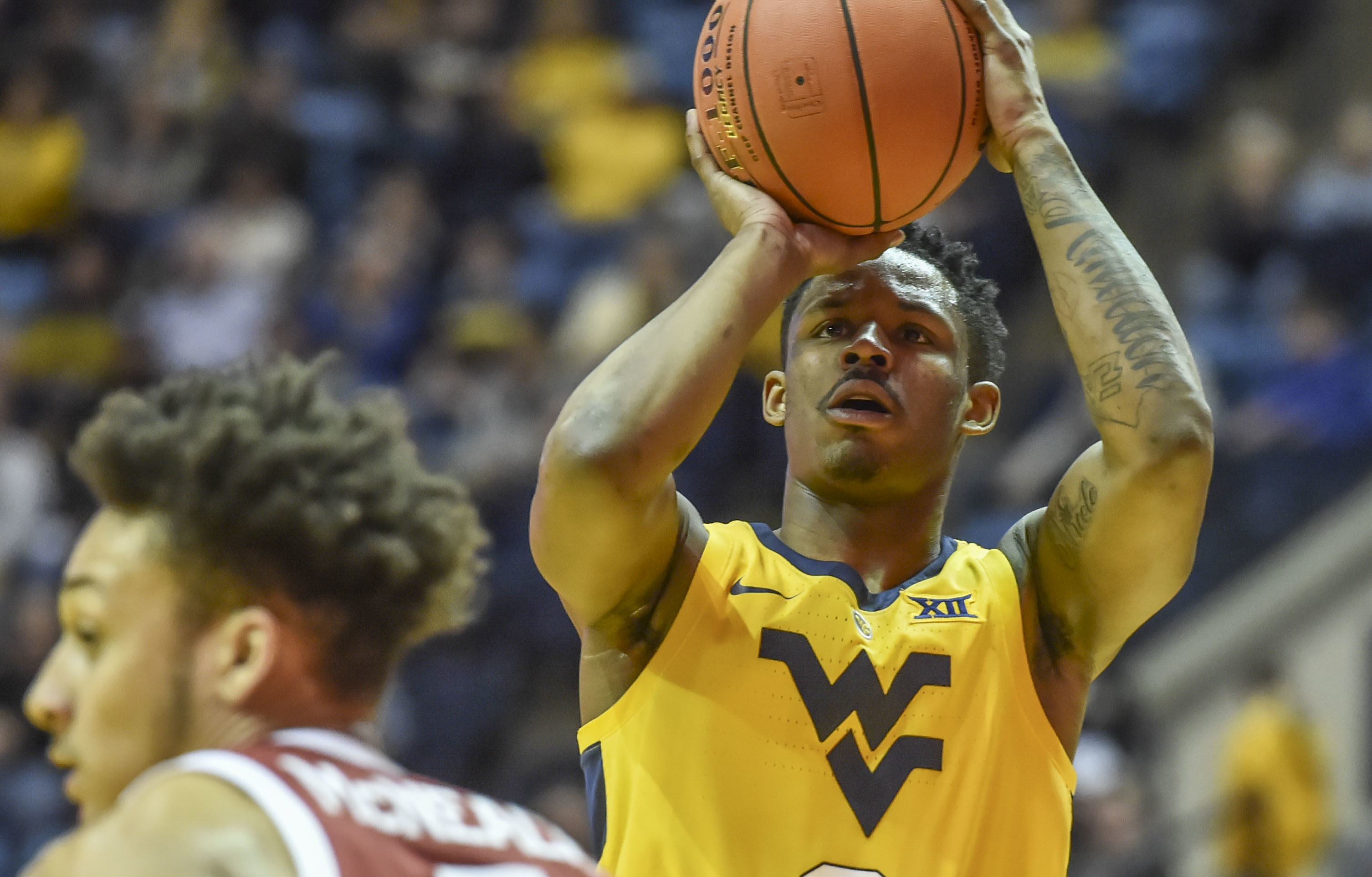 West Virginia trips Sooners 79-71 behind Knapper's huge day - WV MetroNews
