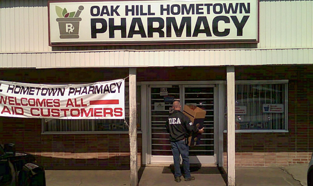 Oak Hill pharmacy has registration suspended for improperly dispensing ...