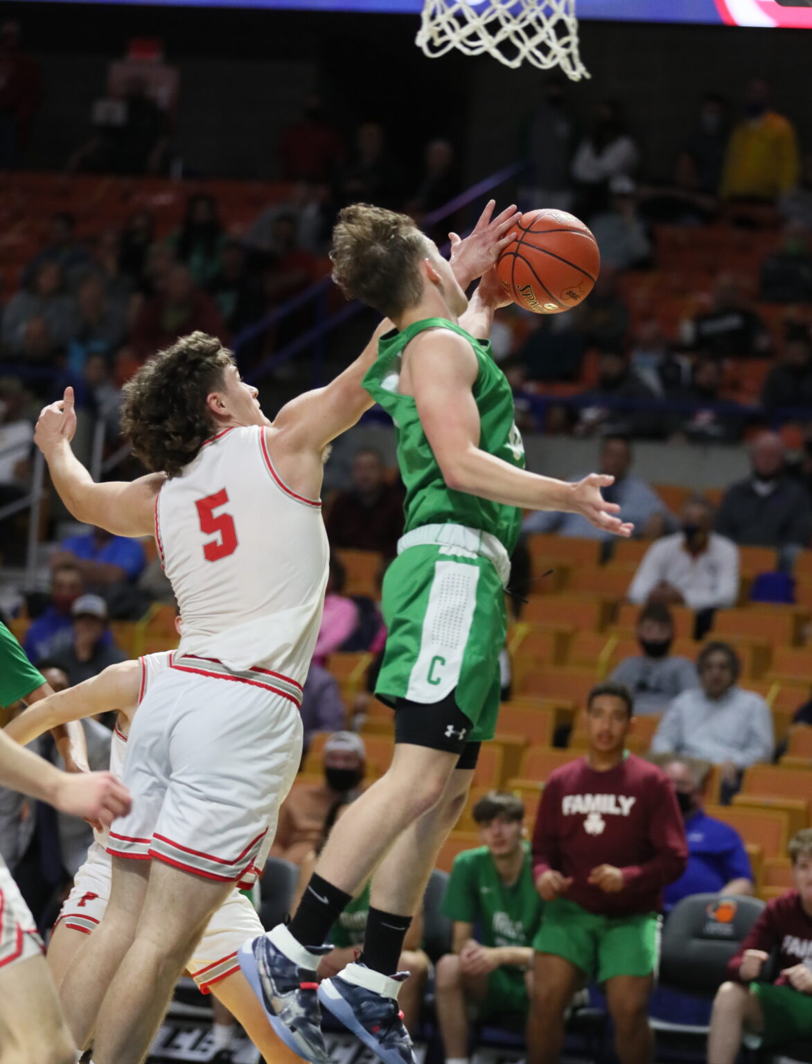 McKneely's heroics send Poca past Charleston Catholic and into Class AA ...