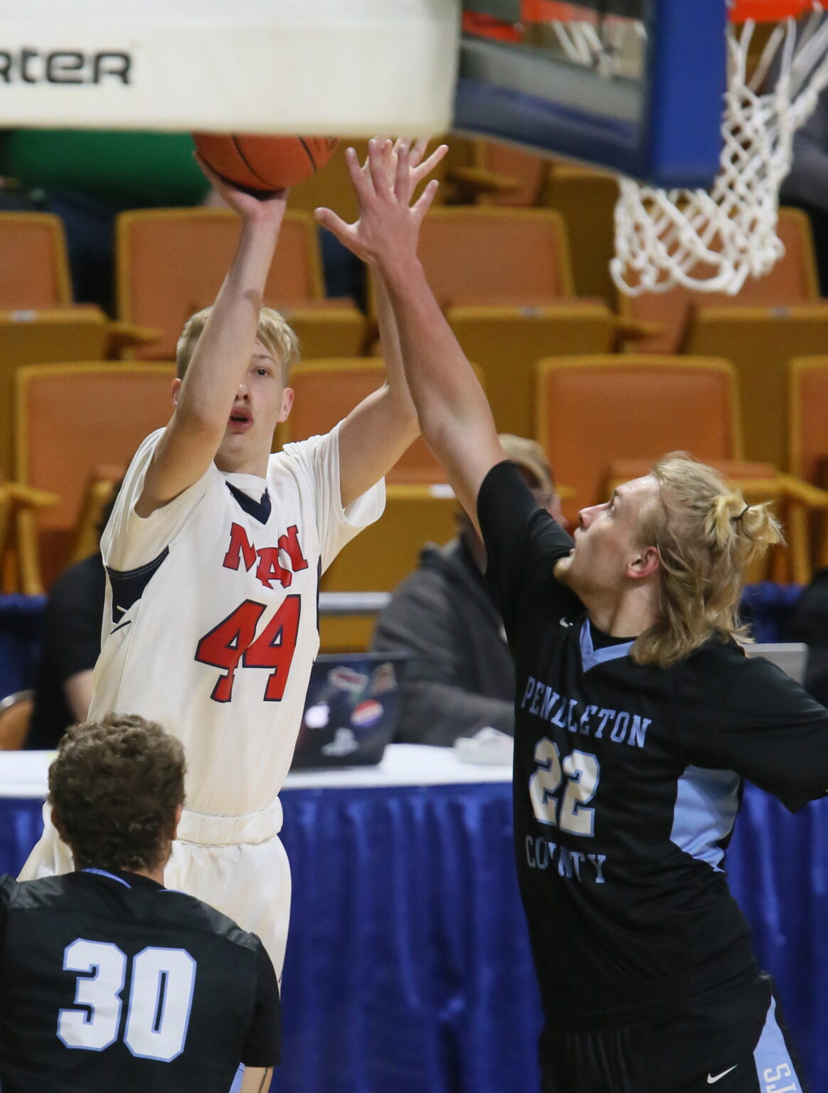 Man closes on 11-0 run to beat Pendleton County for Class A ...