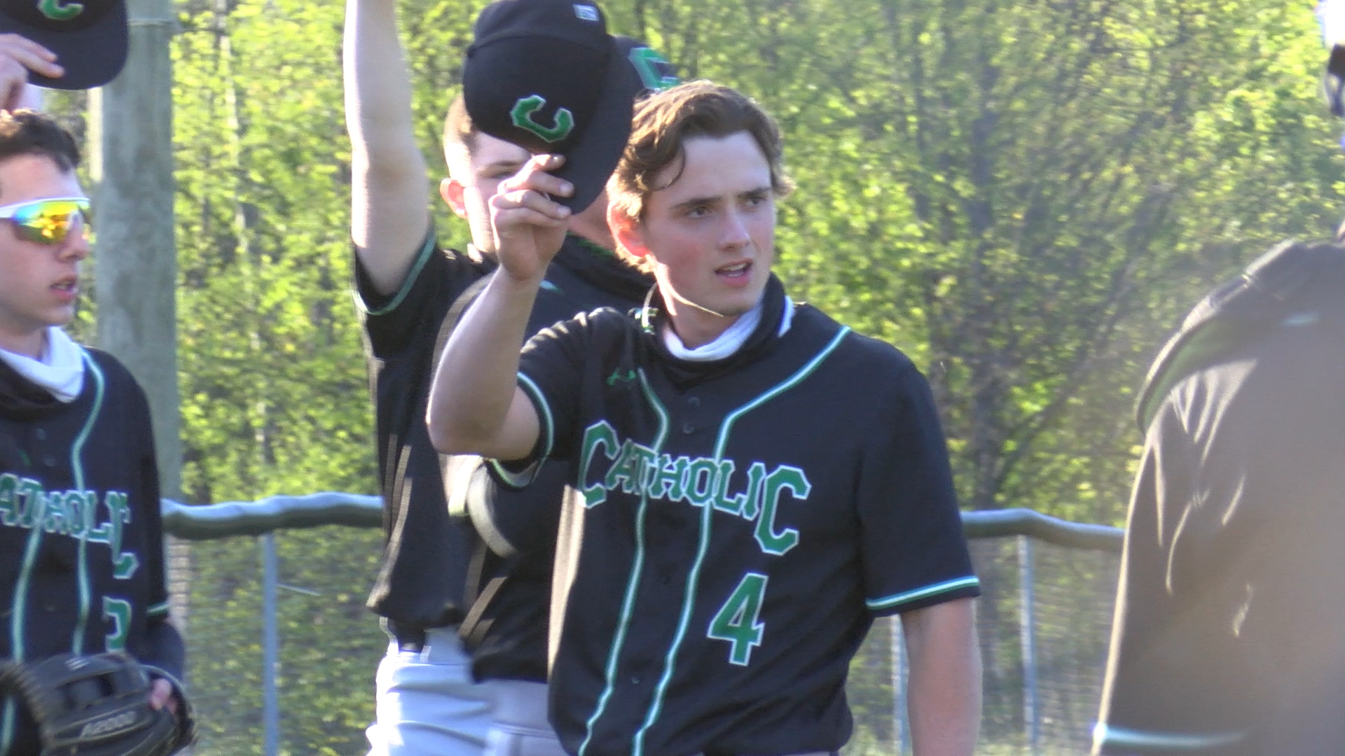 Hufford leads Charleston Catholic to regular season split with Midland ...