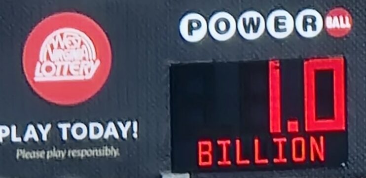 'Just give me a winning ticket' Powerball players say as jackpot hits ...