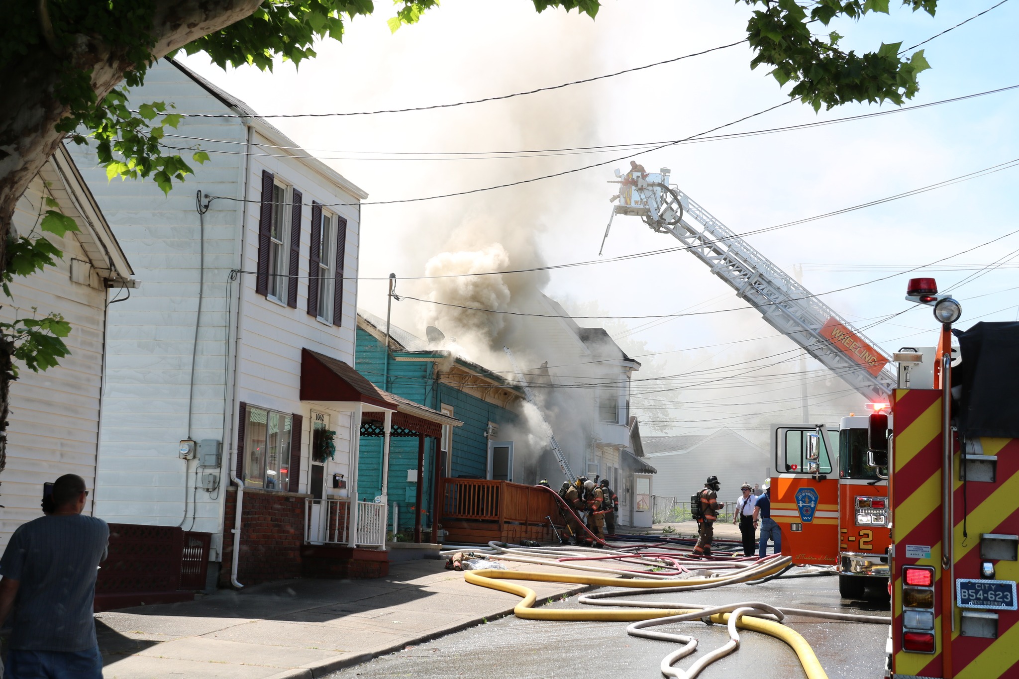 Investigators looking for cause in multi-house fire in Wheeling - WV ...