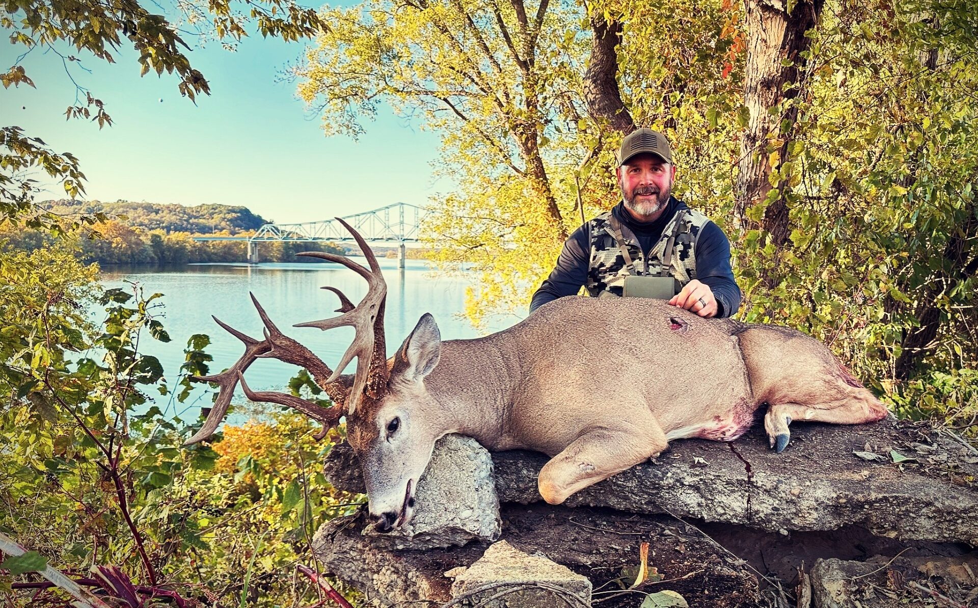 Jackson County hunter roots out a big buck from the most unlikely of ...